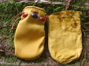 How to Make a Deerskin Pouch – 5 Easy Steps! - NatureOutside